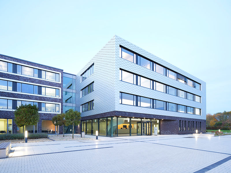 Neue Verwaltung in Bielefeld. - ERNST2